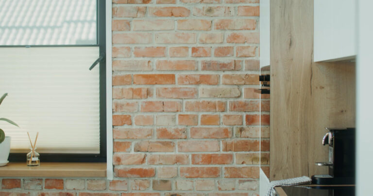 How to Design the Perfect Brick Facade for Your Home - Smashing Bricks